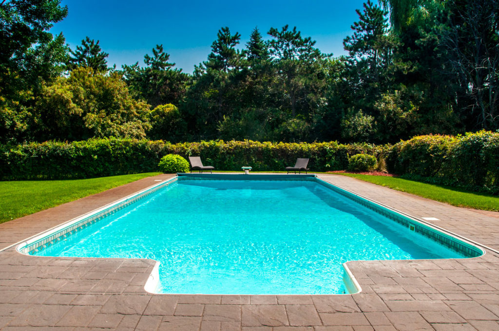 6 proposte di piscine interrate uniche per un giardino fantastico