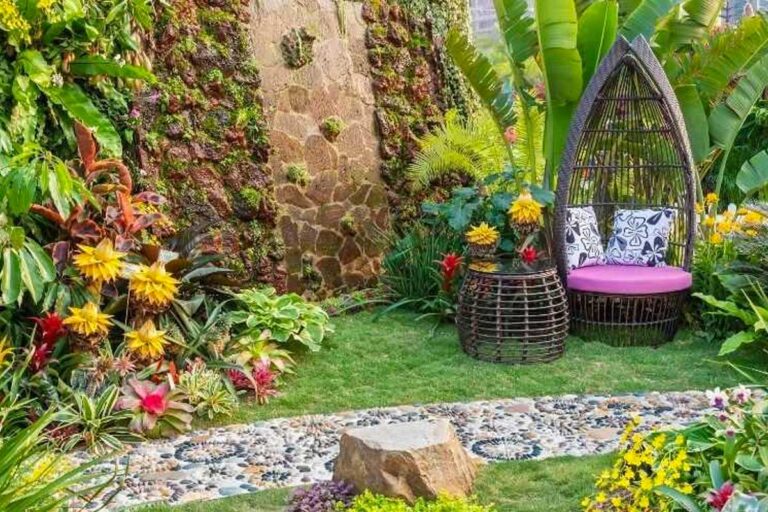 Come arredare un piccolo giardino: 12 meravigliosi piccoli giardini da ...